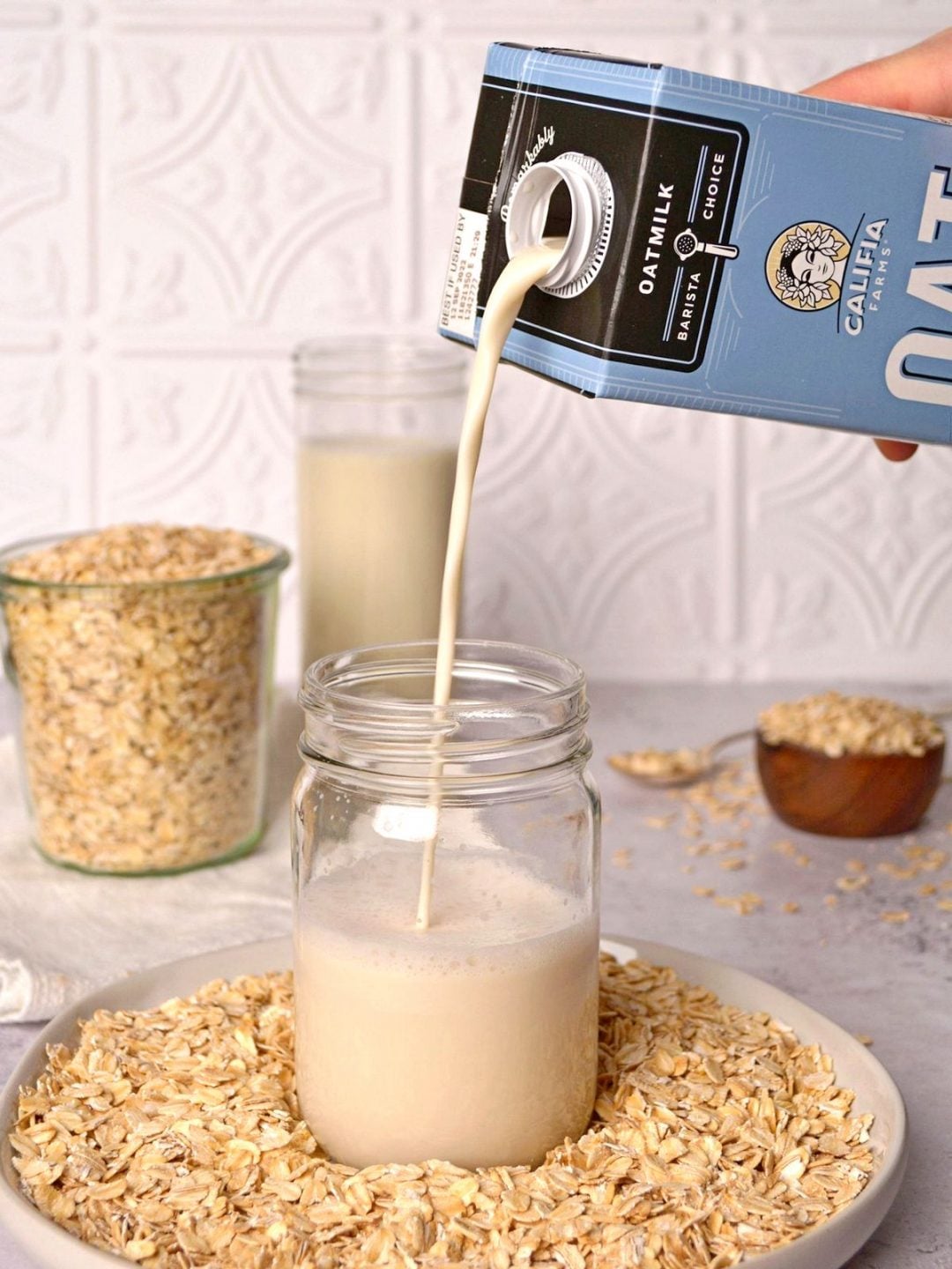Oat Milk Facts and Substitutes - Joy to the Food
